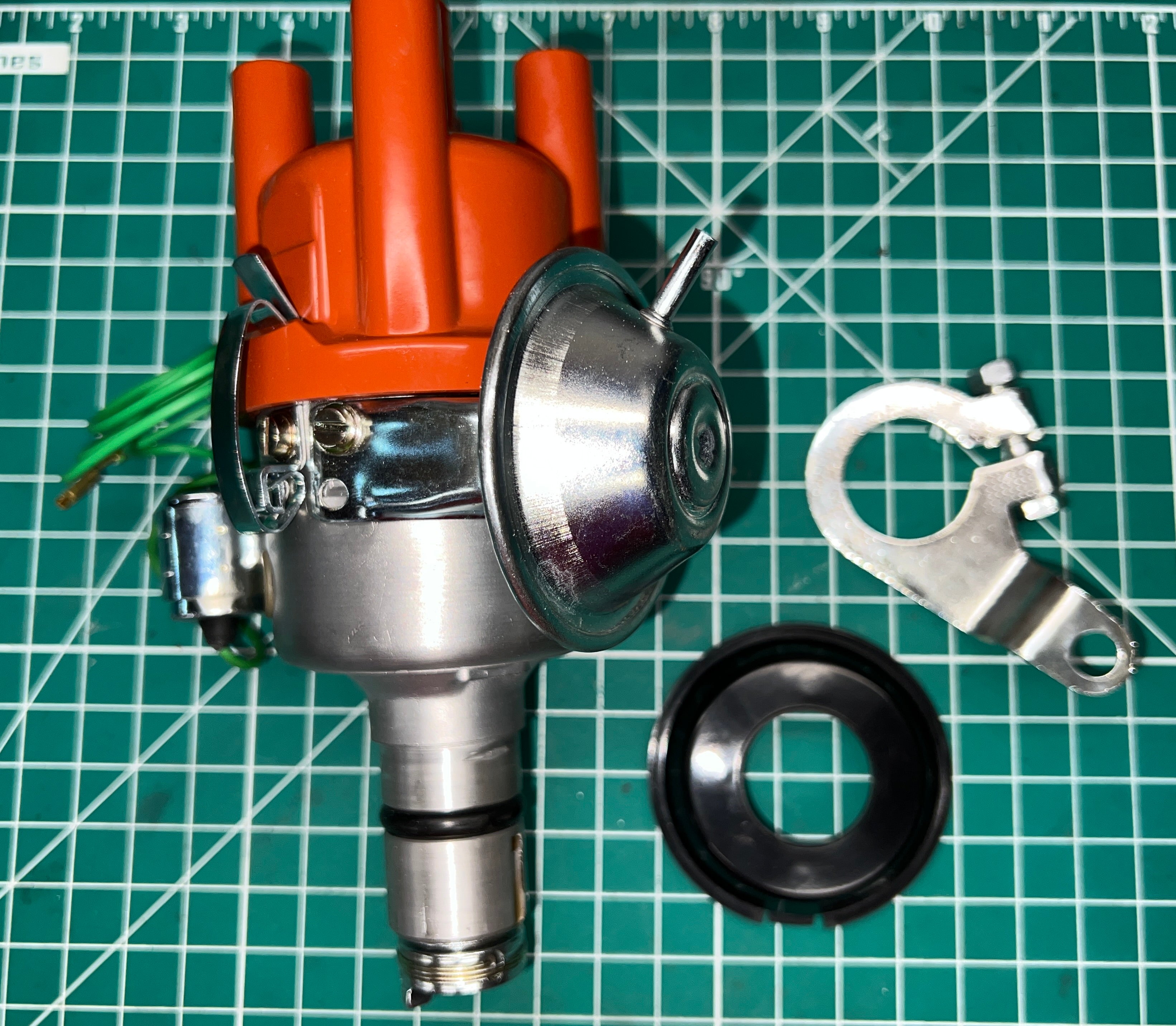 Restored German Bosch 043905205 or "034" SVDA distributor | Sparxwerks