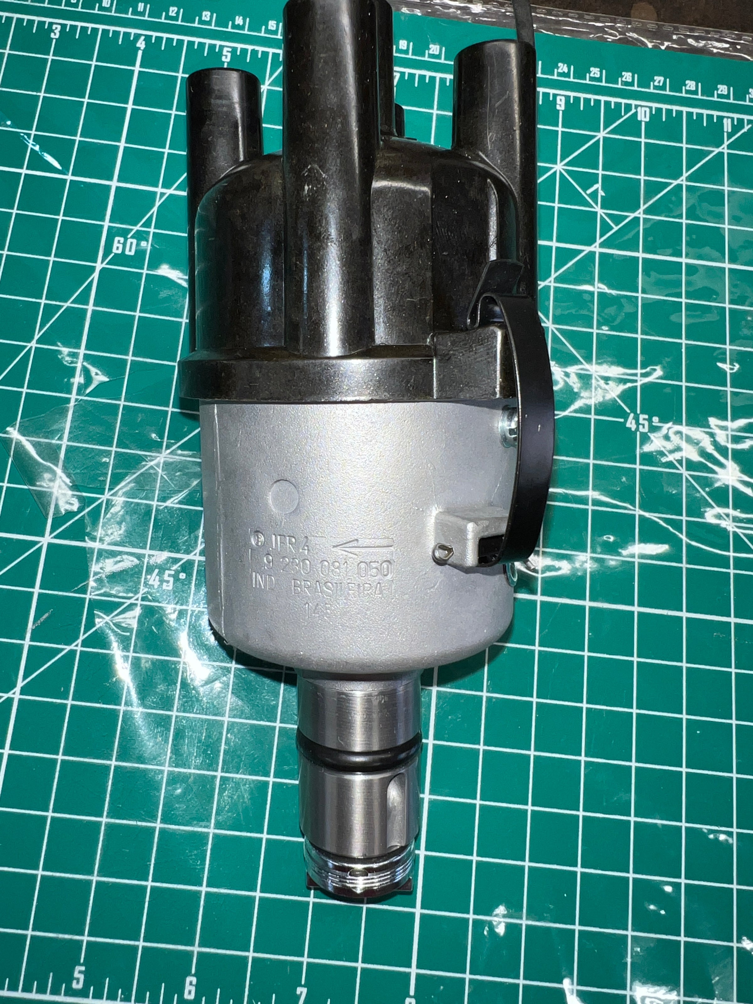 Restored Bosch 050 mechanical advance only distributors | Sparxwerks