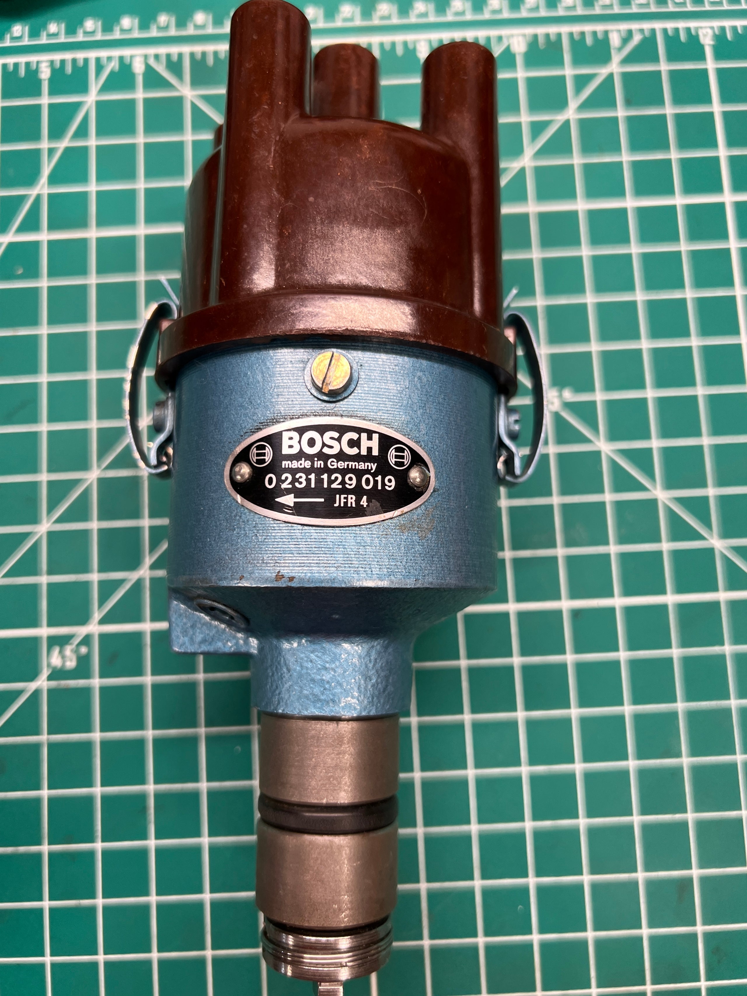 NOS German Bosch 019 distributor blue screamer | Sparxwerks